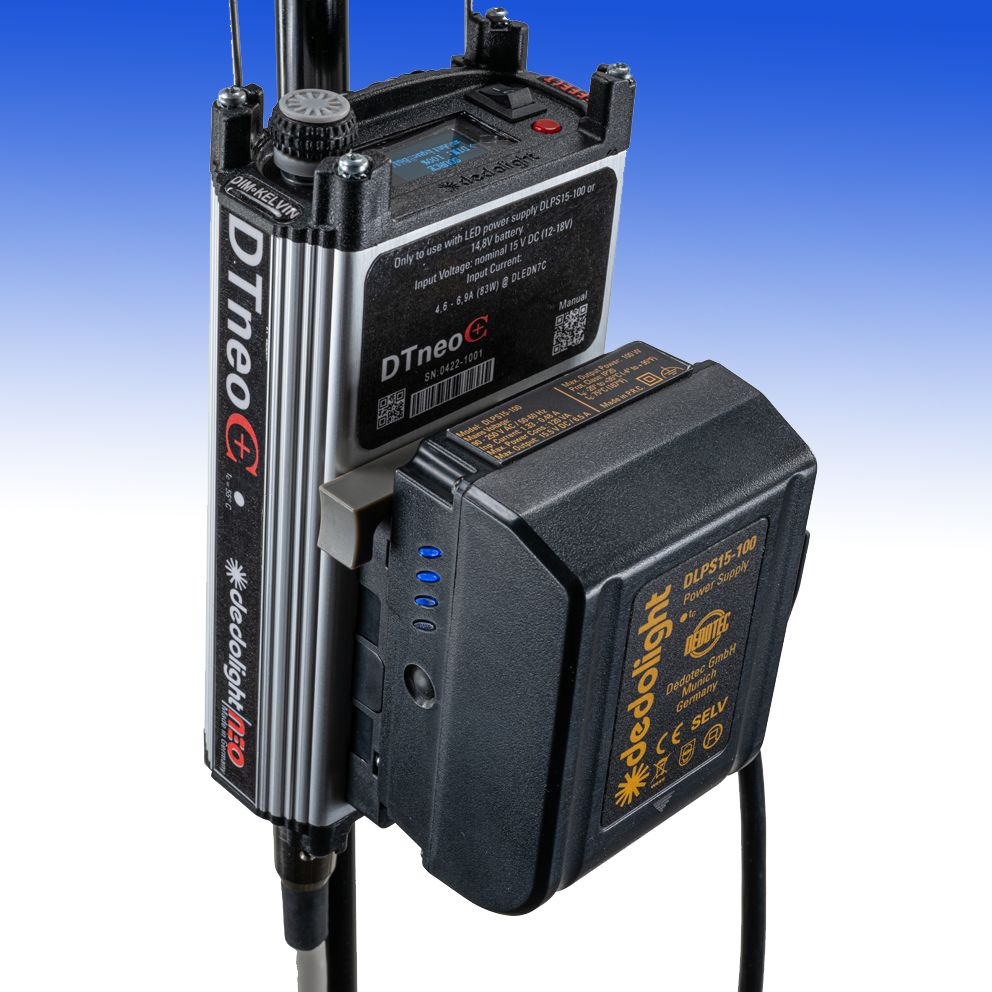 Dedolight Dynacore DPM-98S Li-ion Tiny V-Mount Akku - Foto Werkstatt Mainz